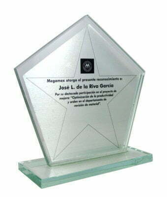 Reconocimiento de cristal modelo estrella personalizable - Aurum
